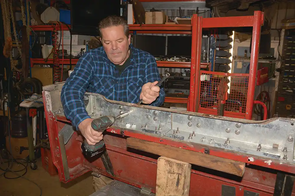 Defender Truck Cab Rear Bulkhead repair - Land Rover Monthly