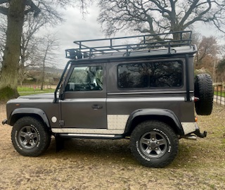 Defender 90 Tomb Raider - Land Rover Monthly