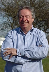 Art Tutors | Terry Harrison