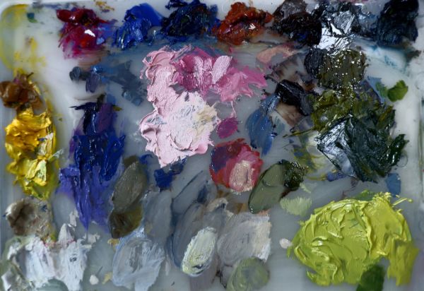 How to paint roses in a Cornish jug in oils with Helen Tarr