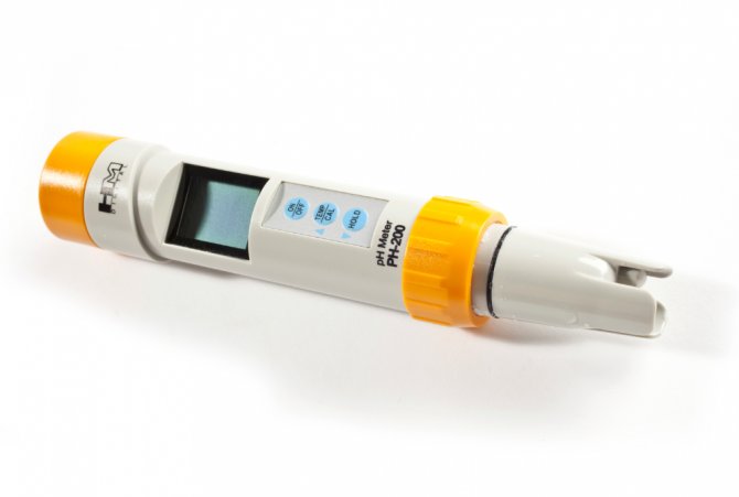 Review: HM Digital waterproof pH meter - Practical Fishkeeping