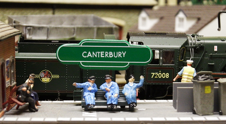 Supercast adds totems to range - World Of Railways