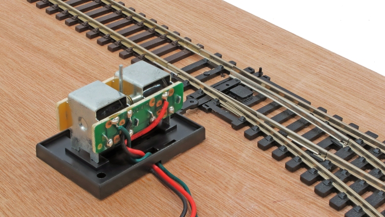 Ask Phil: Surface mounted point motors - World Of Railways