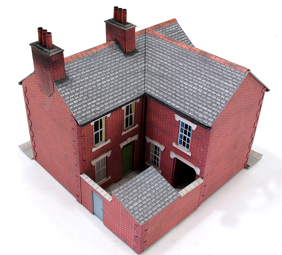 How to build and detail a card kit - World Of Railways